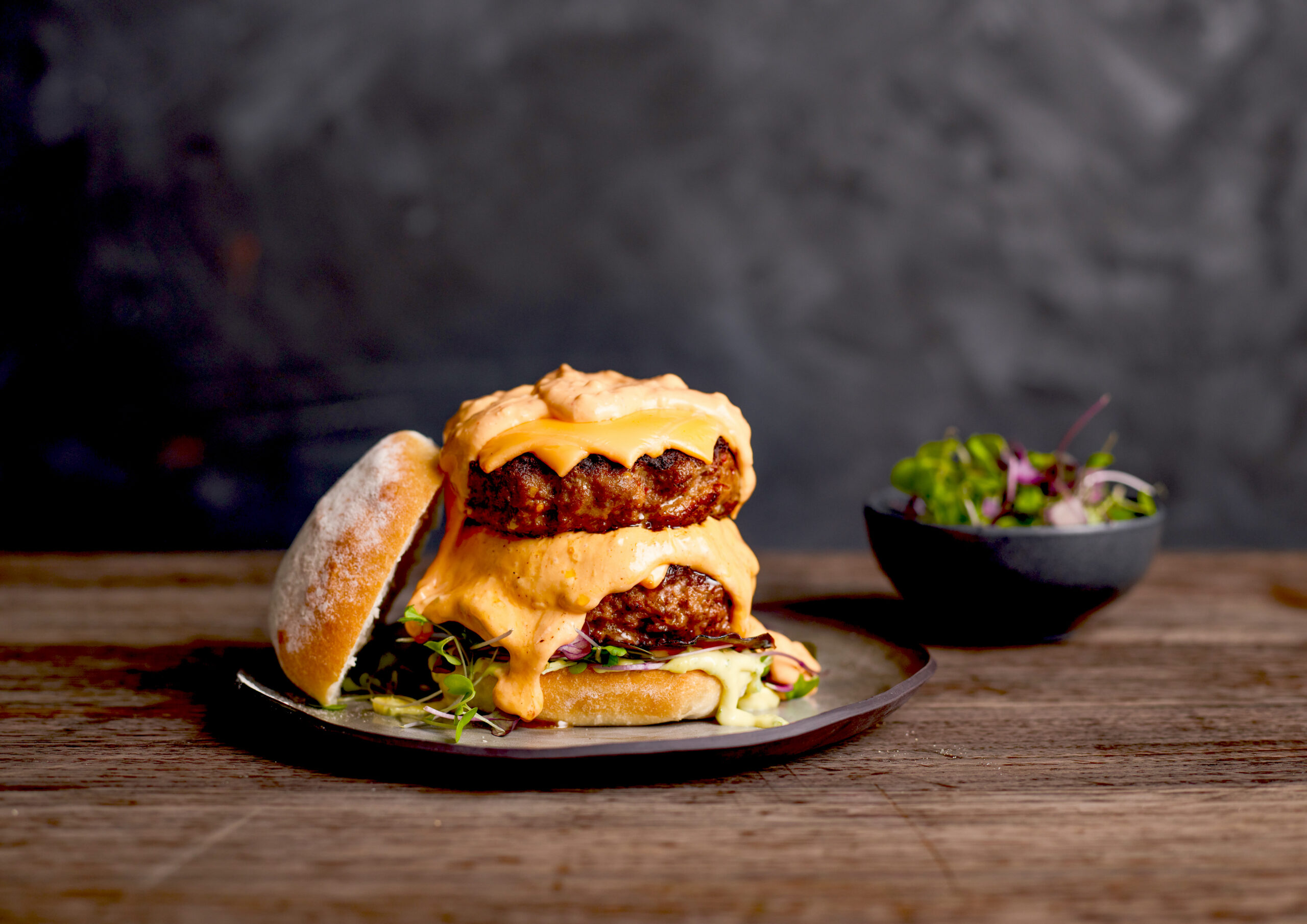 FIREBALL CHEESEBURGER with Chuck beef mince - Angus Reserve